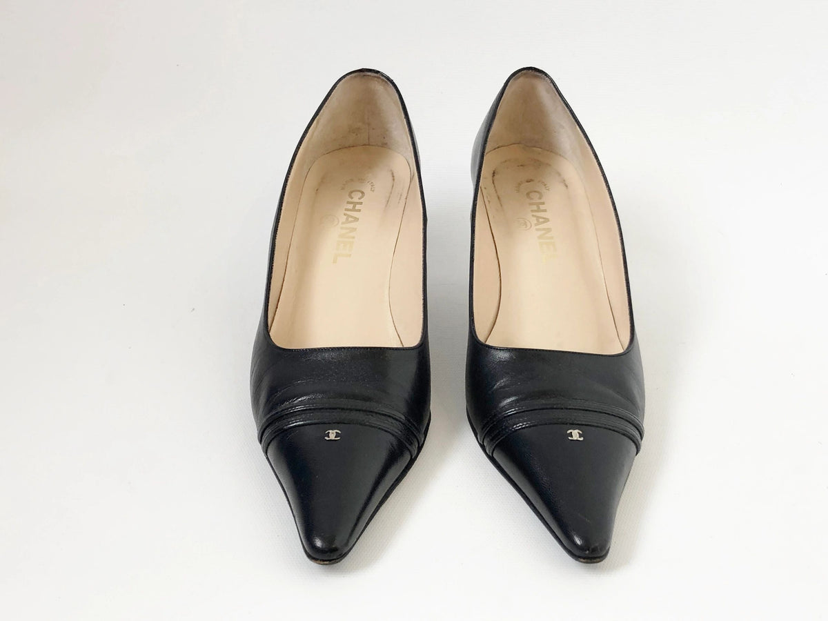 Chanel Black Cap-Toe Pump Size 38.5 It (8.5 Us) – KMK Luxury Consignment